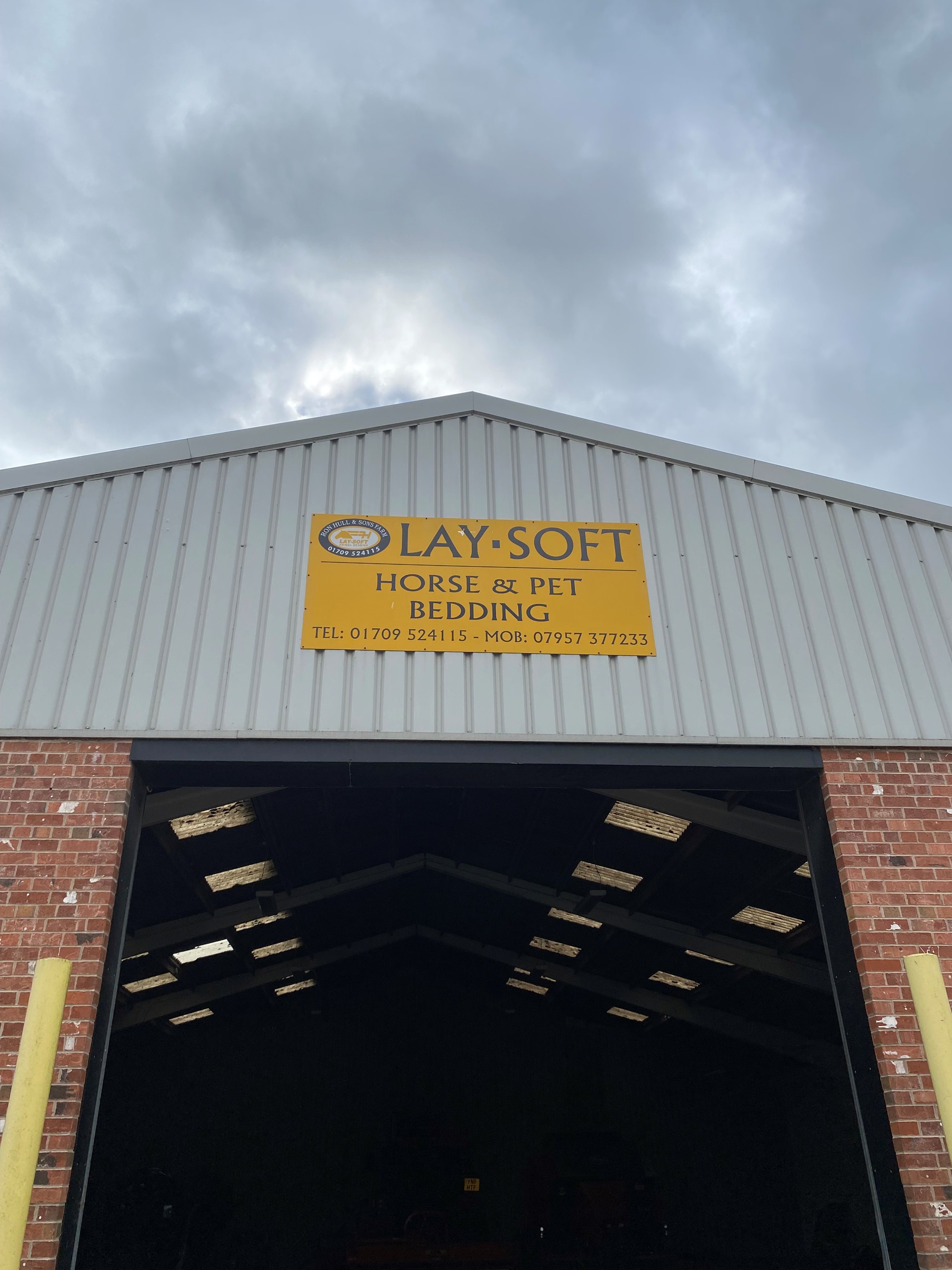 Lay-Soft Equine & Animal Bedding | Ron Hull Group